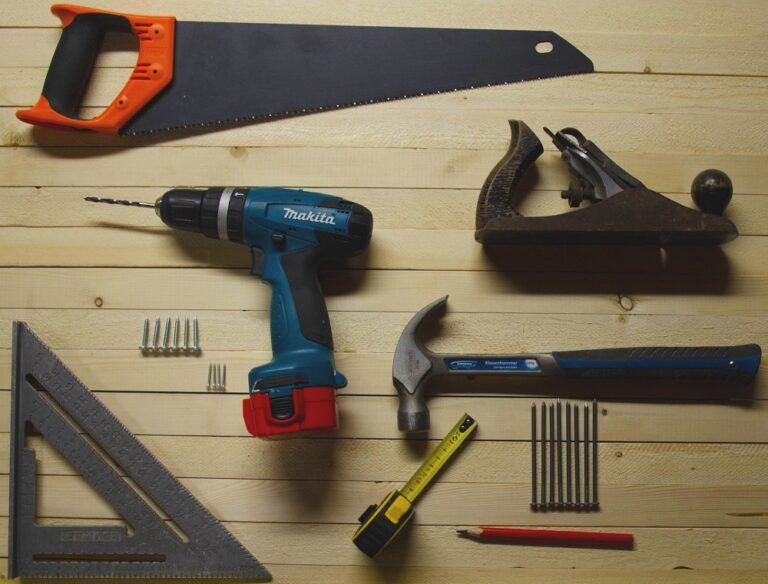 Hand Tools Risk Assessment - Project Management 123